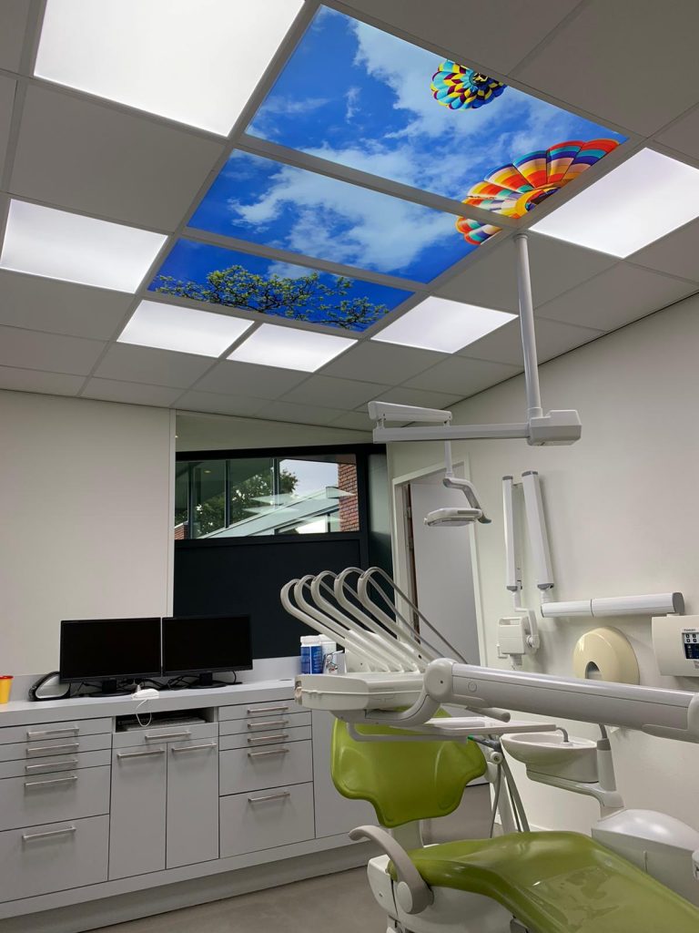 Foto LED Panels für Ihre Zahnarztpraxis - Dental lighthouse